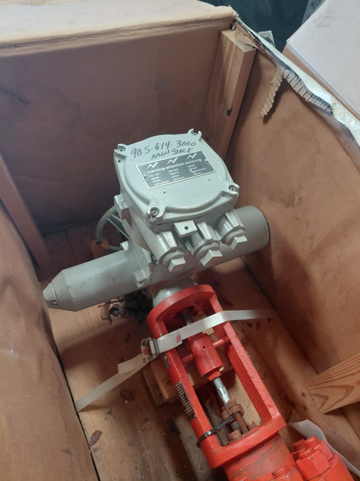 Dezurik Copes Vulcan 4" Class 1500 Globe Valve - Perea Industrial